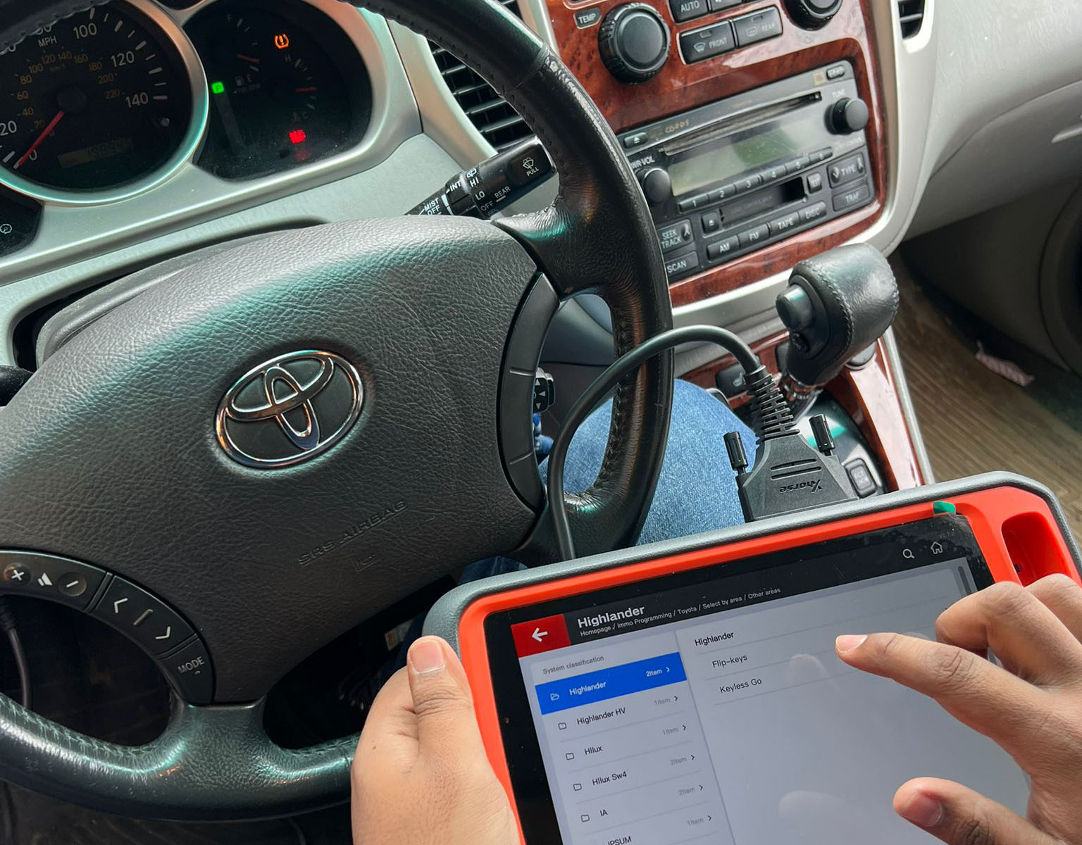 Can a Locksmith Program a Key Fob or Transponder? Explained